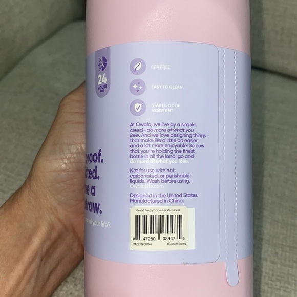 owala | Dining | Nwt Owala 24 Oz Freesip Stainless Steel Water Bottle ...